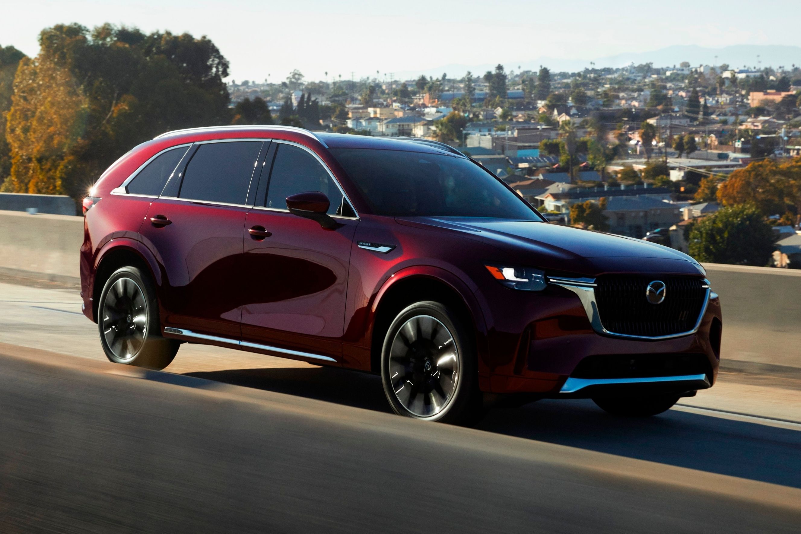 Best Midsize SUVs | 2025 Midsize Crossovers Rated | CarBuzz