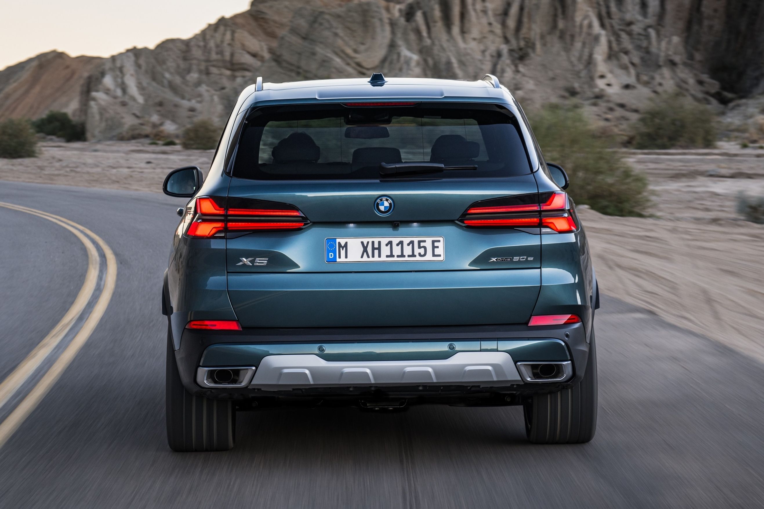 2024 BMW X5 Images: Interior and Exterior Gallery