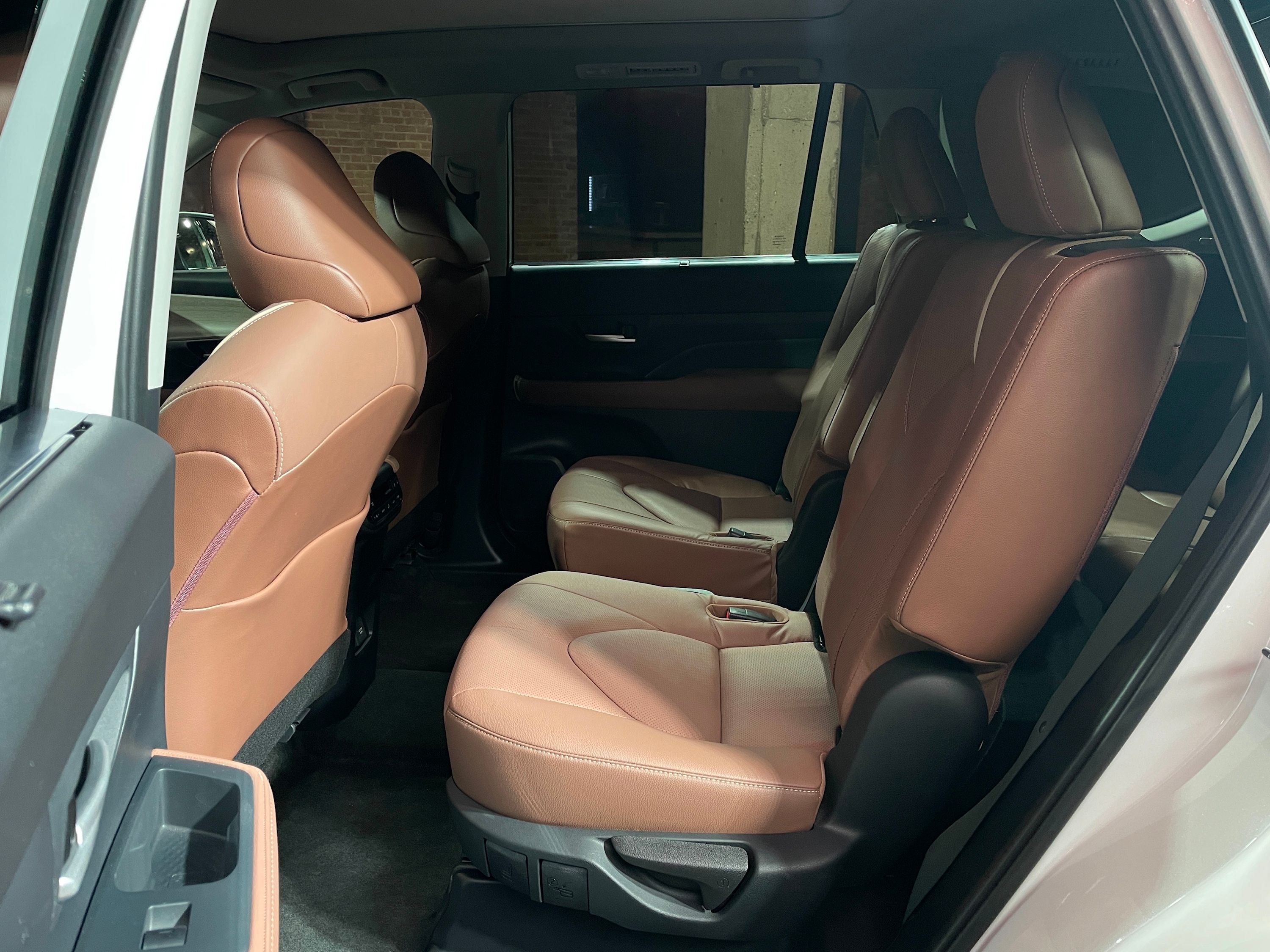 2024 Toyota Grand Highlander Images: Interior and Exterior Gallery
