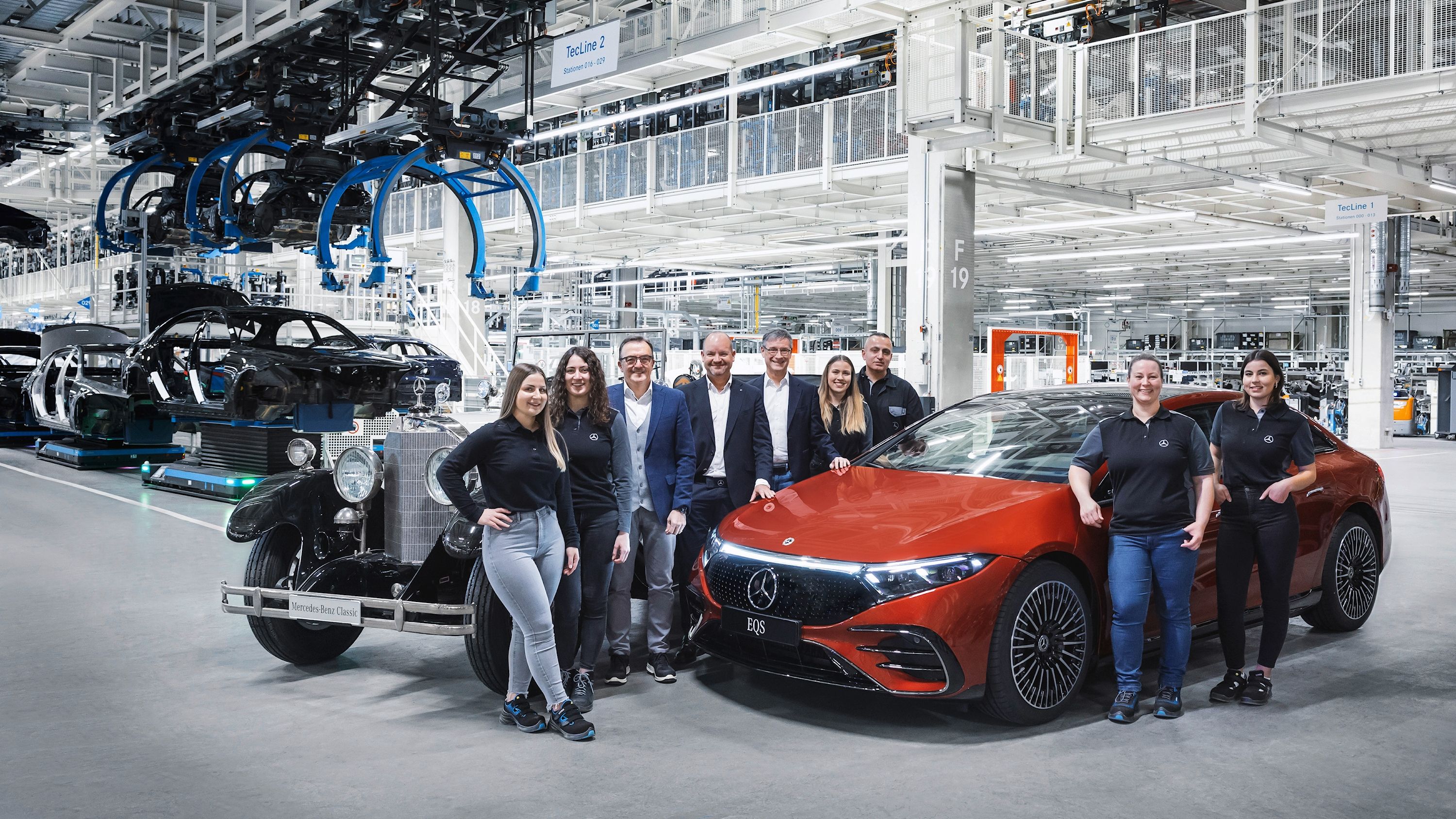 Mercedes Celebrates 22 Millionth Mercedes-Benz Vehicle To Roll Out Of ...