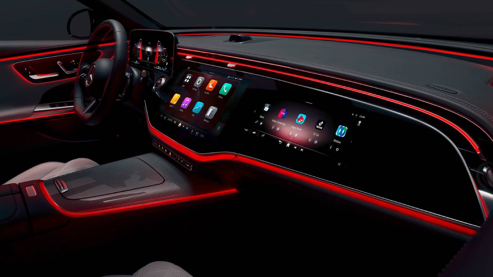 2024 Mercedes-Benz E-Class Getting Full-Width Superscreen With Selfie ...