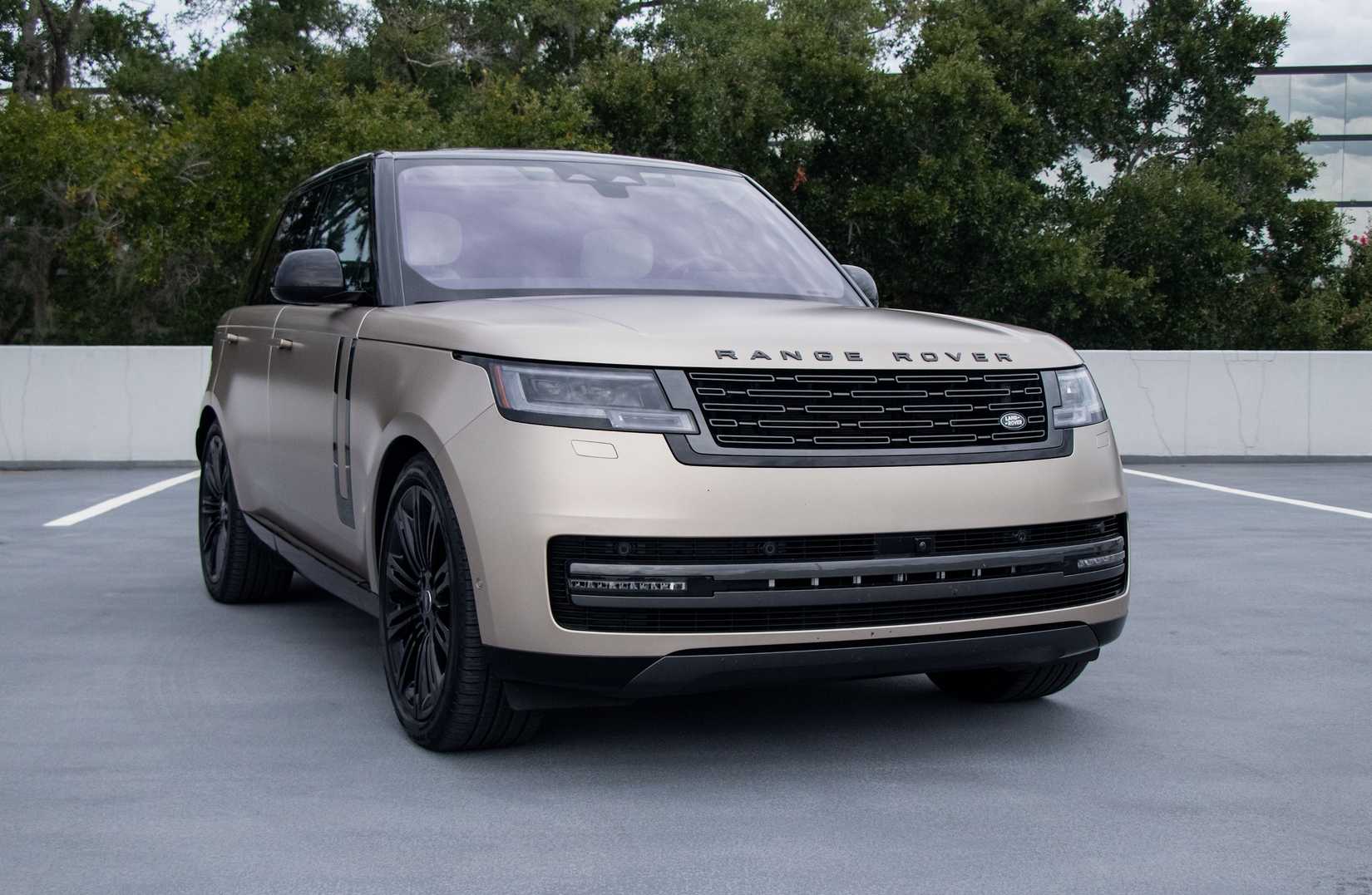 2024 Land Rover Range Rover Pricing, Photos & Specs