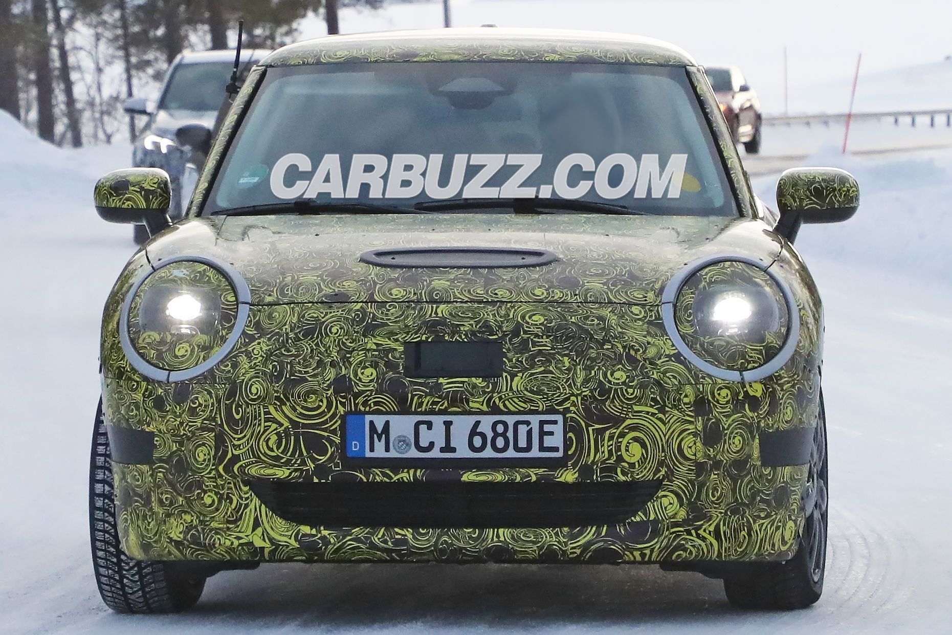 New Mini Cooper EV Will Have 240-Mile Range And 215 Horsepower