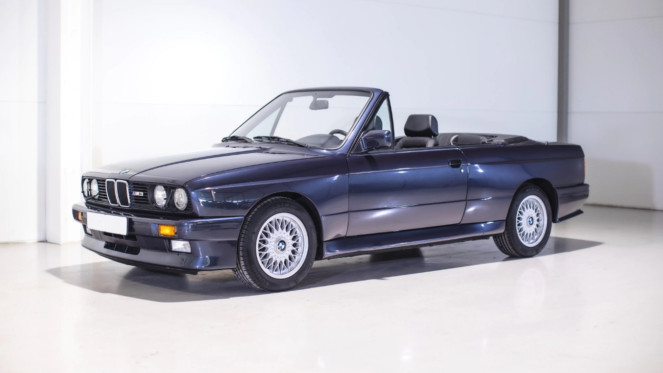 Bmw E30 Convertible Blue