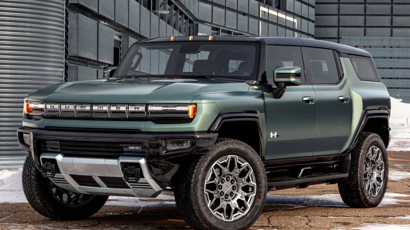 2024 GMC Hummer EV Gains Bidirectional Charging Capabilities