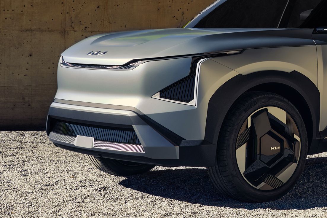 Best Small Electric Cars of 2025 | New Compact EVs | CarBuzz