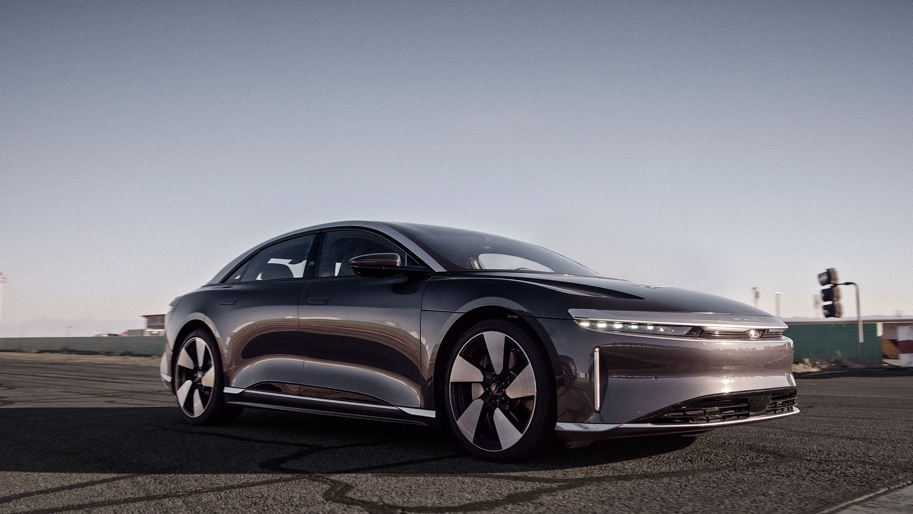Lucid Air Is Now Having Problems With Suddenly Losing Power