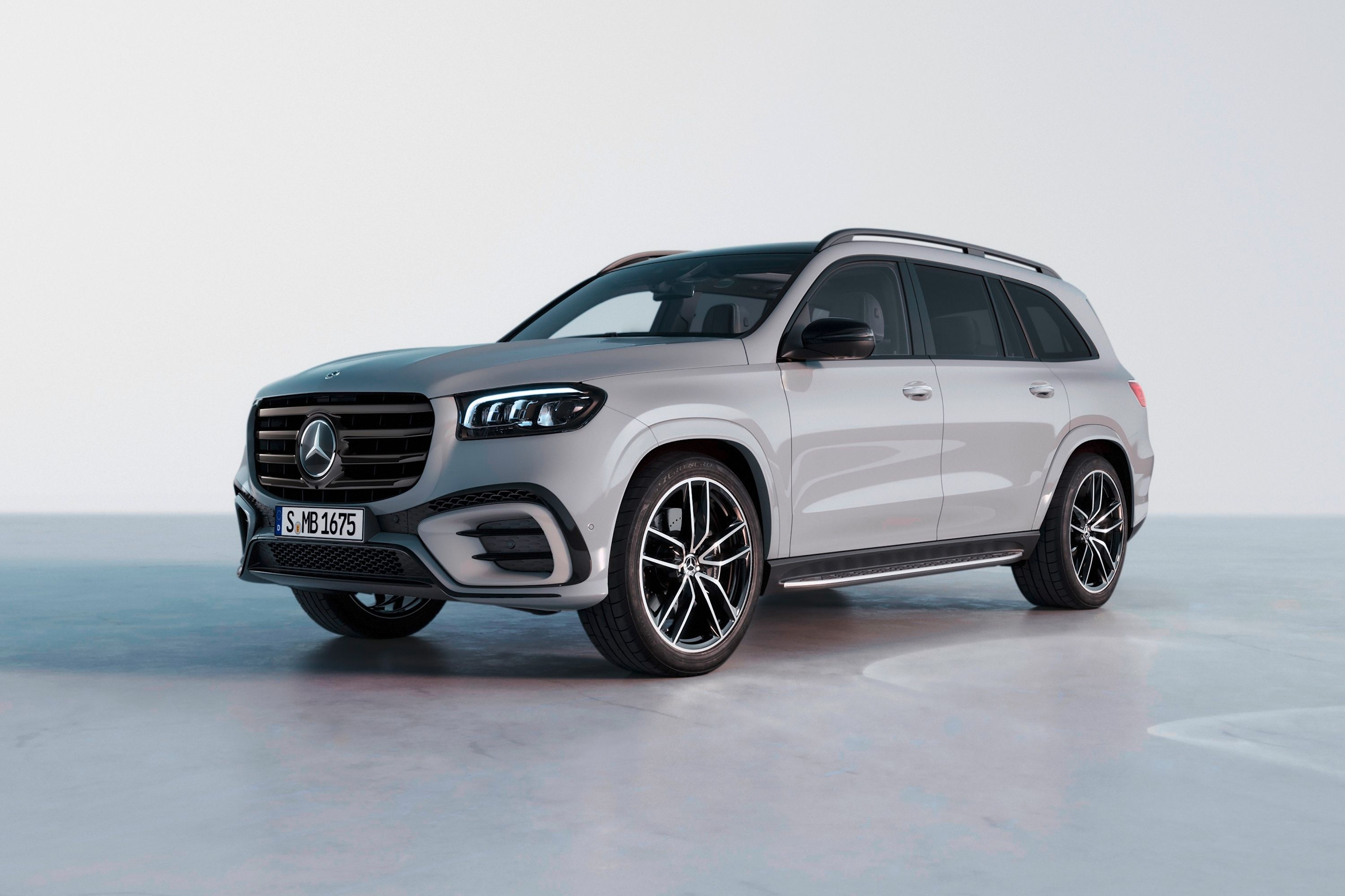2026 Mercedes-Benz GLS-Class SUV Interior Photos