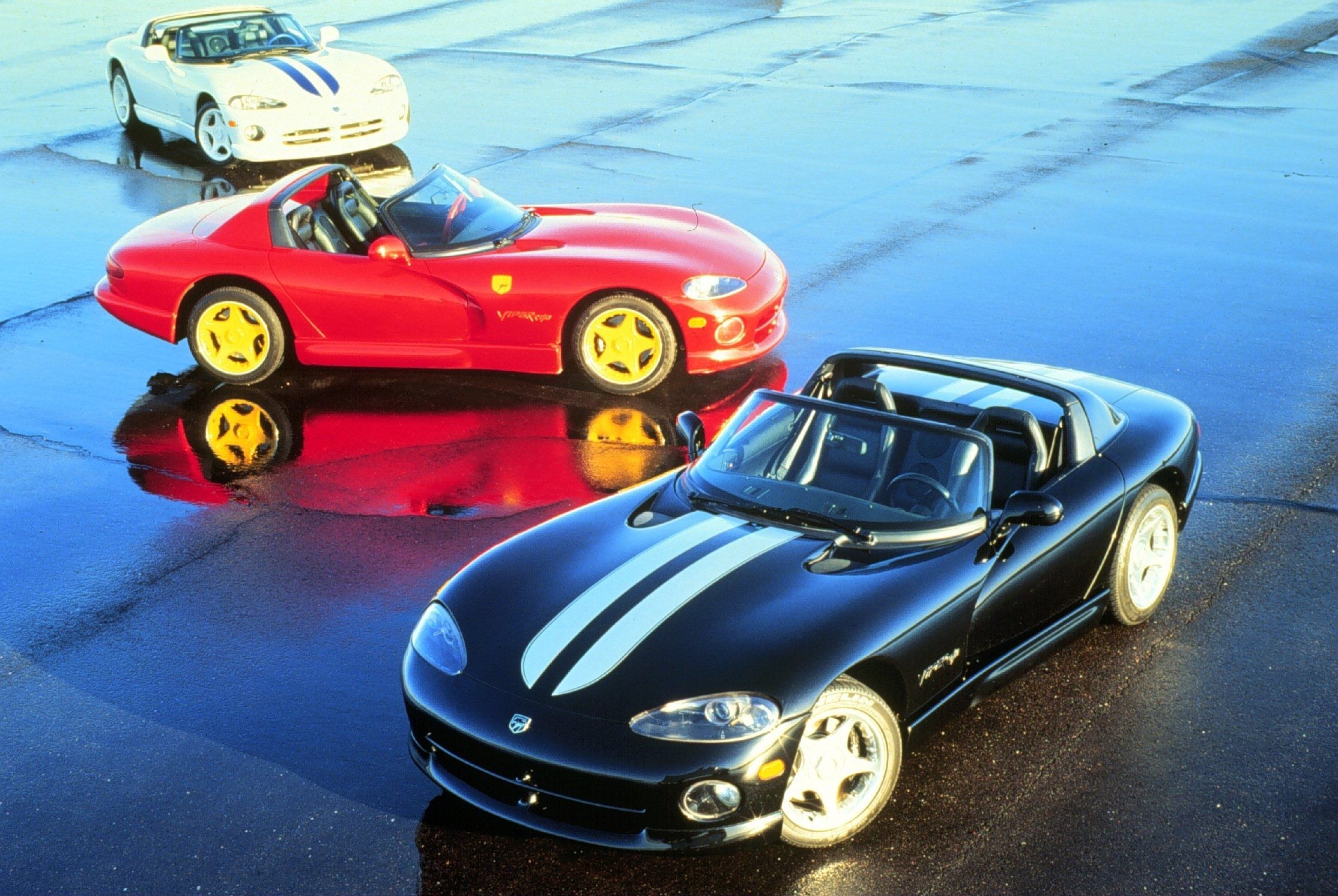 The Original Dodge Viper Had Headlights With Real Blinker Fluid