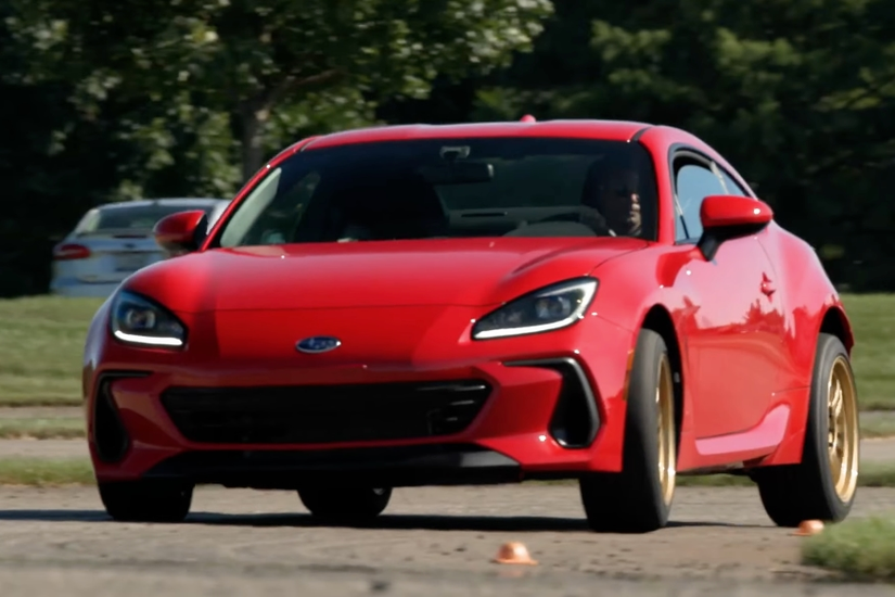 WATCH: Experiment Reveals Best Rim/Tire Combination For Track Driving
