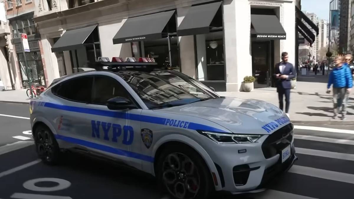 NYPD's Mustang Mach-E GT Squad Cars Are Perfect For Sneaking Up On ...