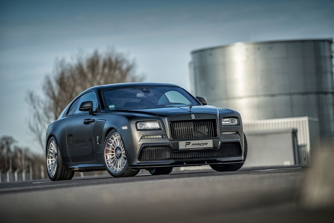 Tuned Rolls-Royce Wraith Looks Like a Real-Life Luxury Batmobile