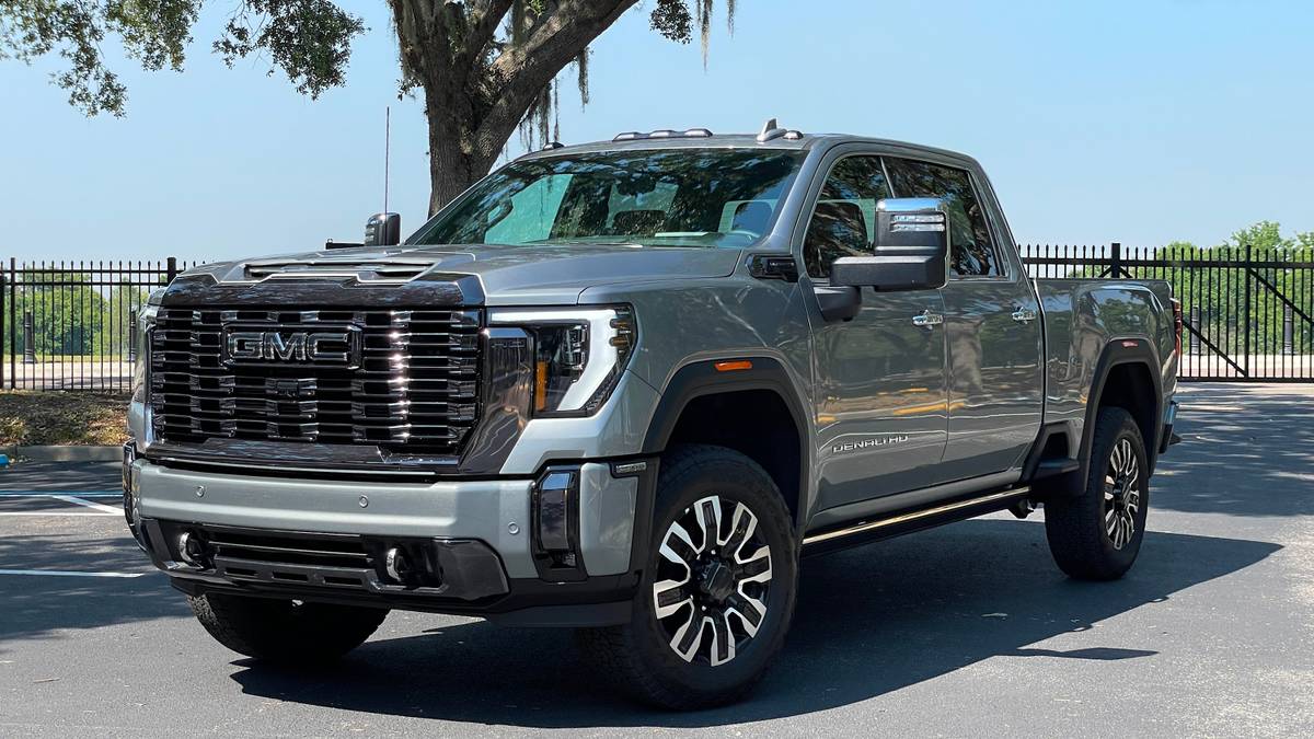 GMC Sierra 2500HD: Review, Pricing, Photos, and Specs