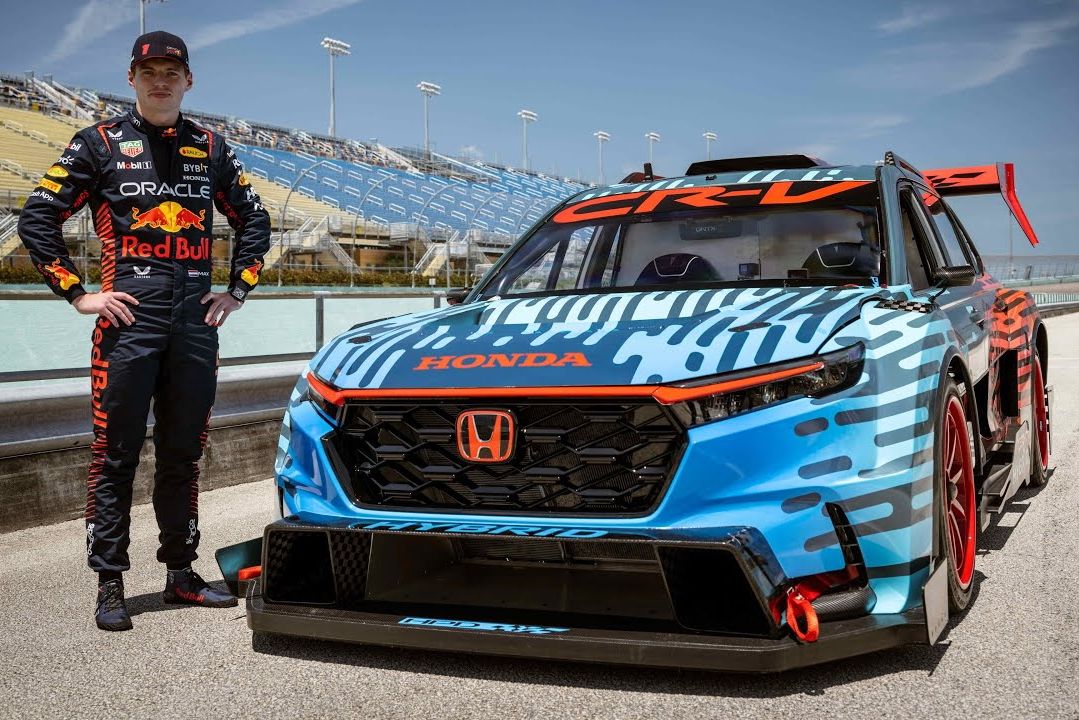 Watch Max Verstappen Hoon A Honda CR-V Hybrid Racer Before Miami ...