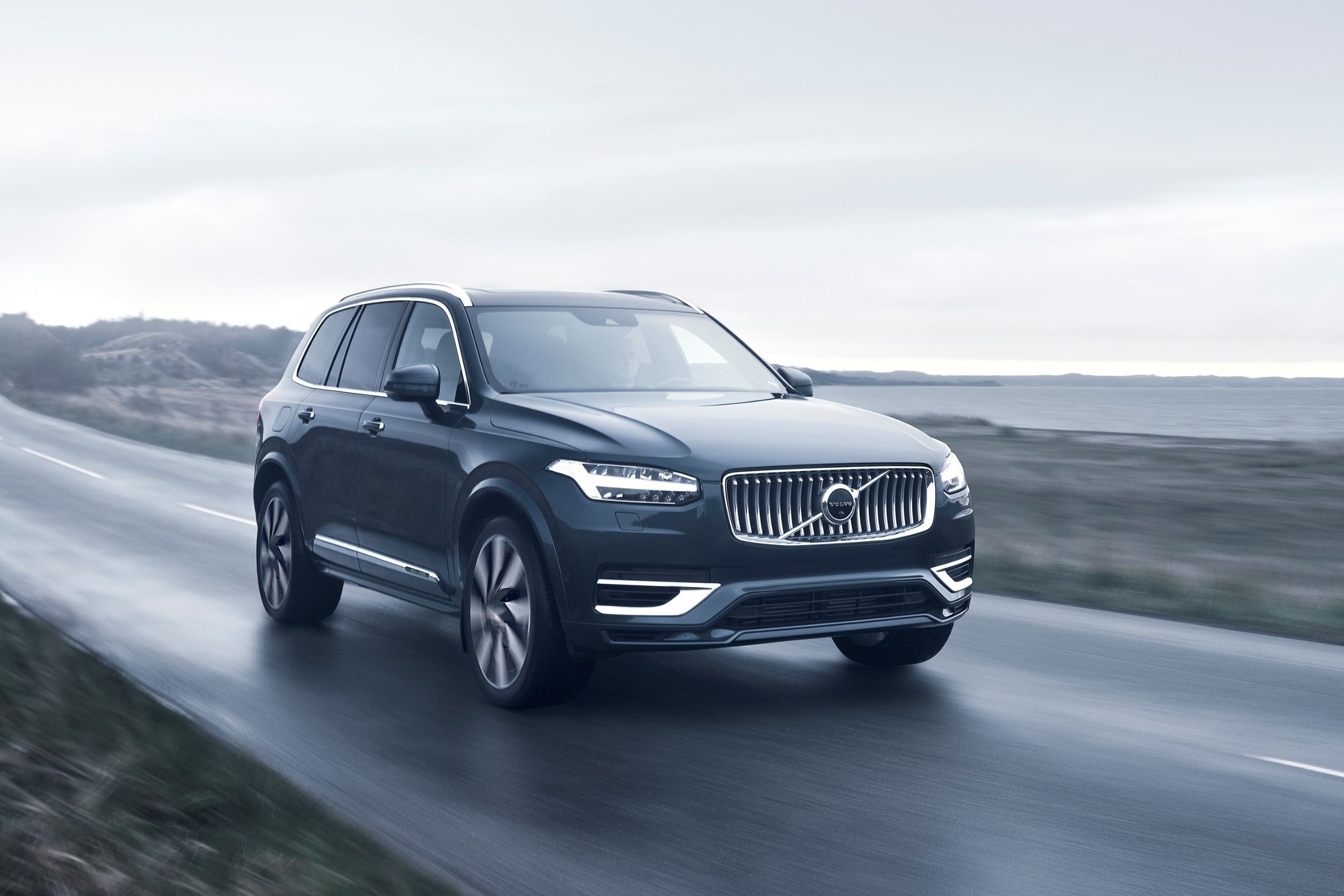 12 Best Mom Cars: Keep Your Loved Ones Safe And Comfortable