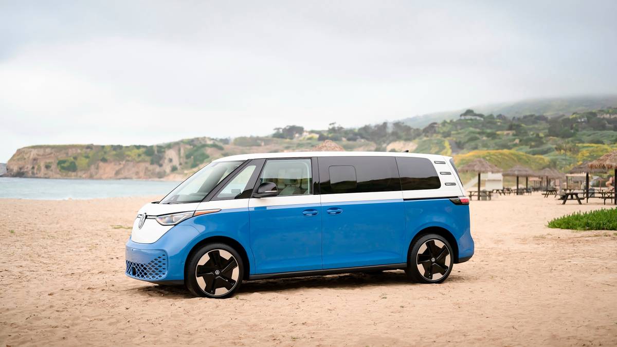 2025 Volkswagen ID. Buzz Pricing, Photos & Specs