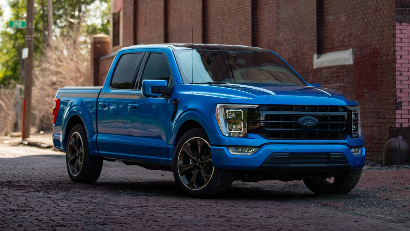 Ford Performance Gives F-150 700 HP For $12,000