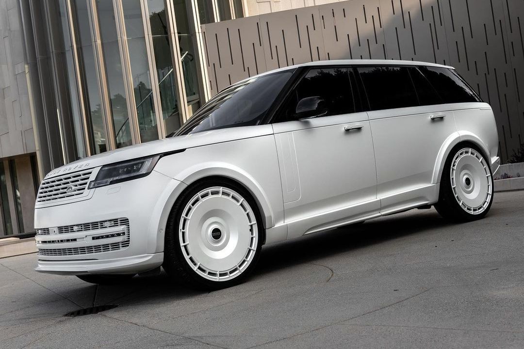 Range Rover Wearing Widebody Kit And Satin White Wrap Looks Super Slick