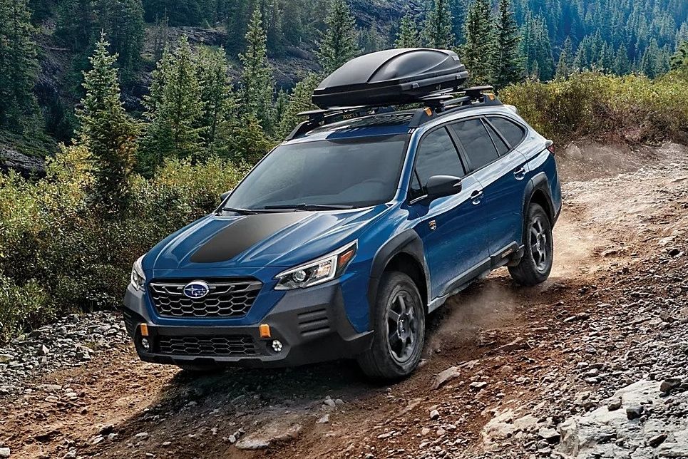 Best Cars For Snow: 10 Top-Rated Vehicles for Snowy Climates