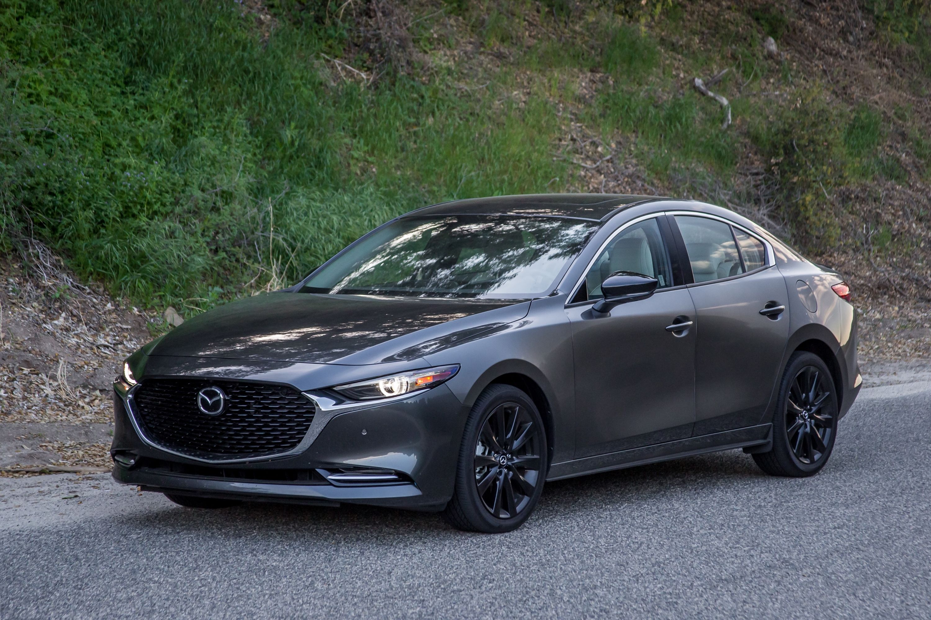 Best Cars For Snow: 10 Top-Rated Vehicles for Snowy Climates