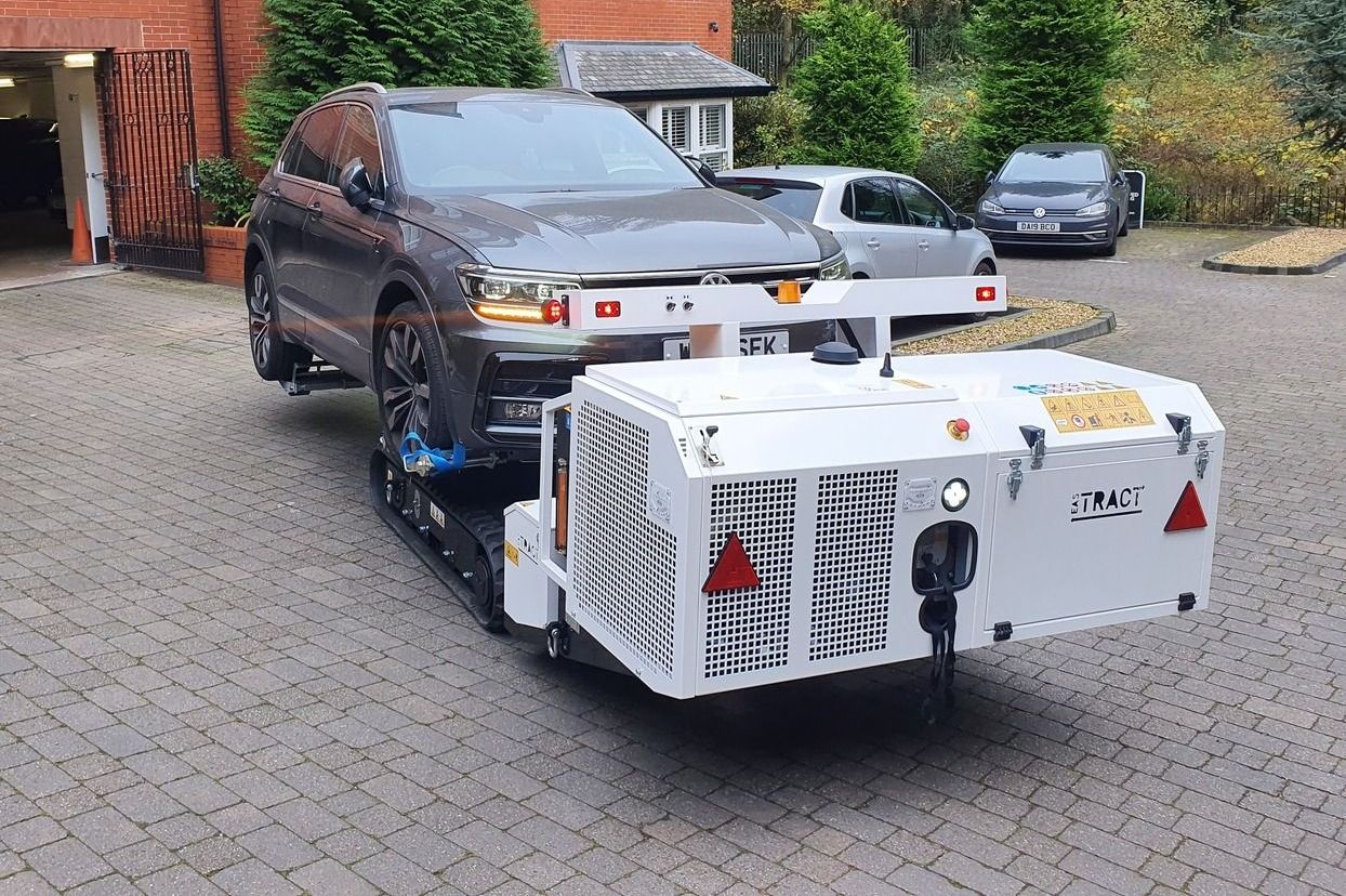 This Robot Will Auto-Impound Your Car For Illegal Parking