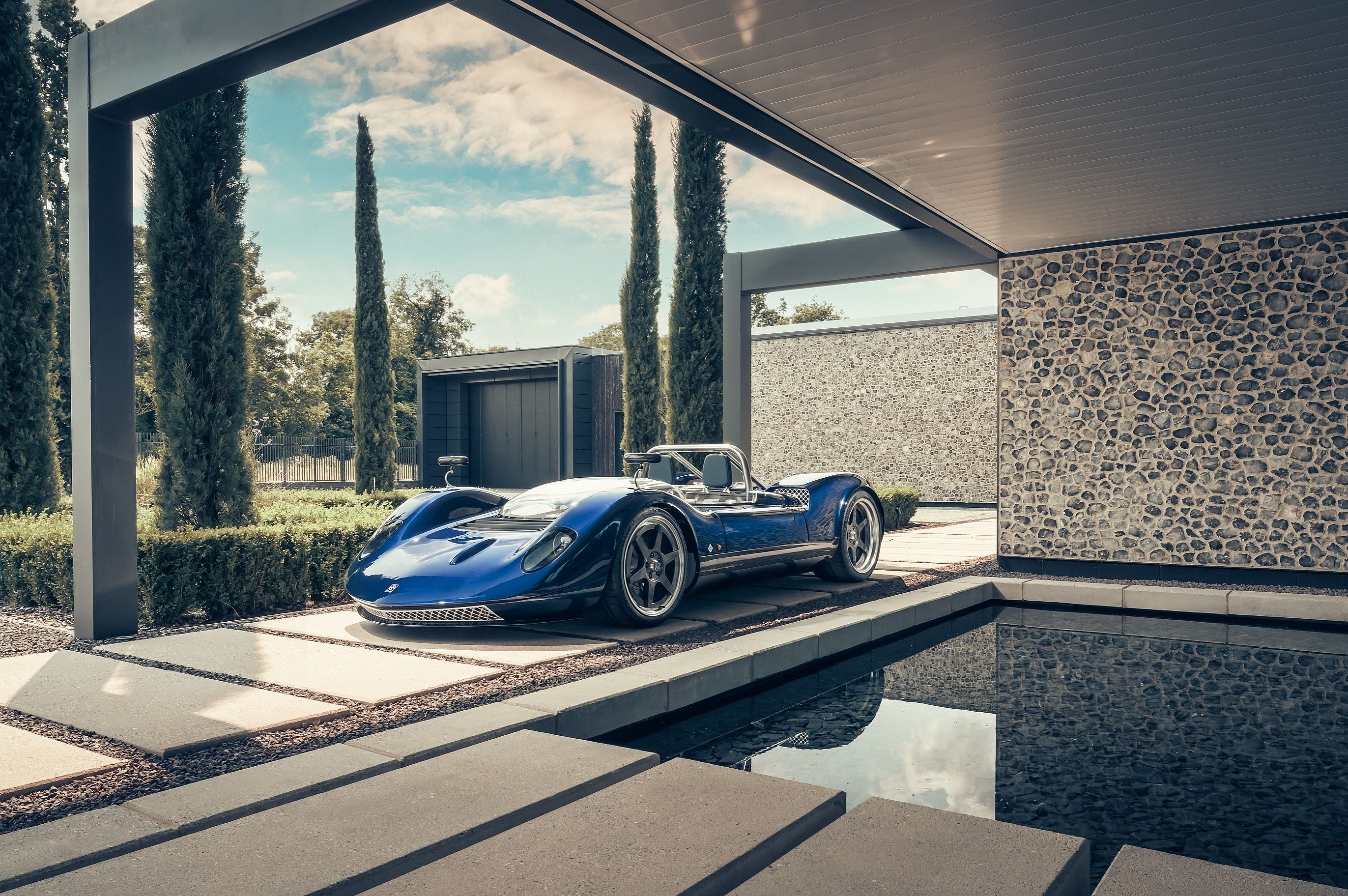 Nichols Cars N1A Is A 7.0L V8-Powered Sports Car Built By An F1 Engineer