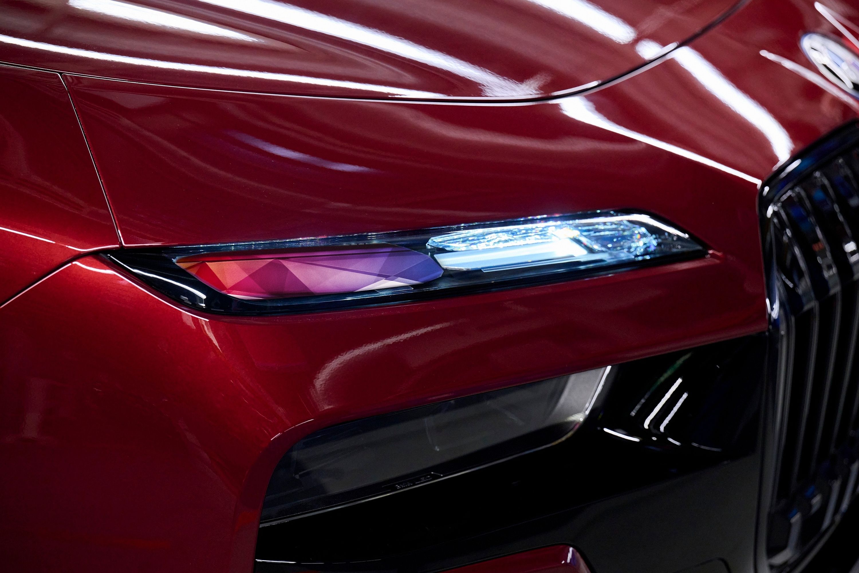 BMW To Use 7 Series Interaction Bar Design For Exterior Lighting