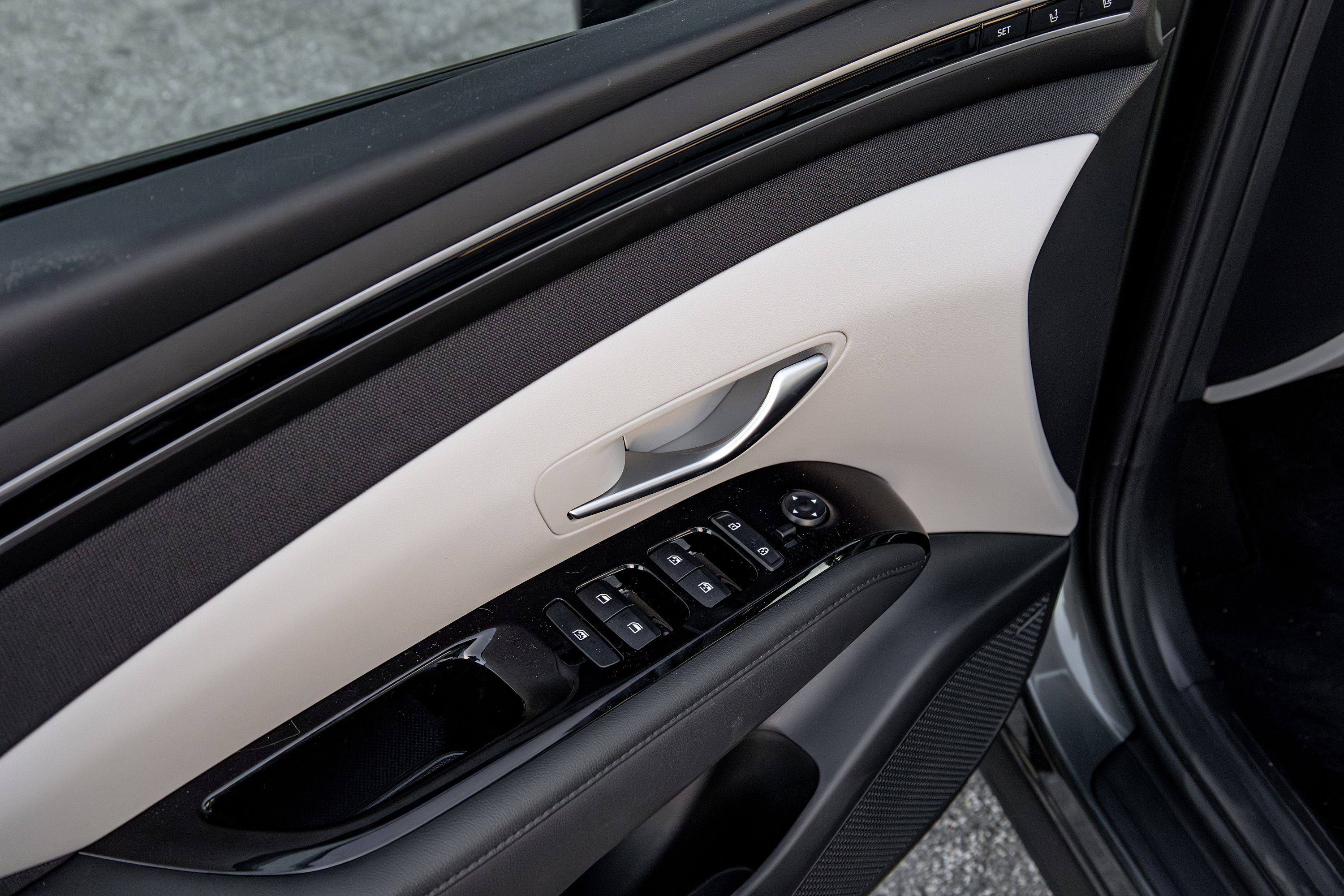 Best AWD Hybrid Cars of 2024 | New All-Wheel Drive Hybrid Vehicles ...