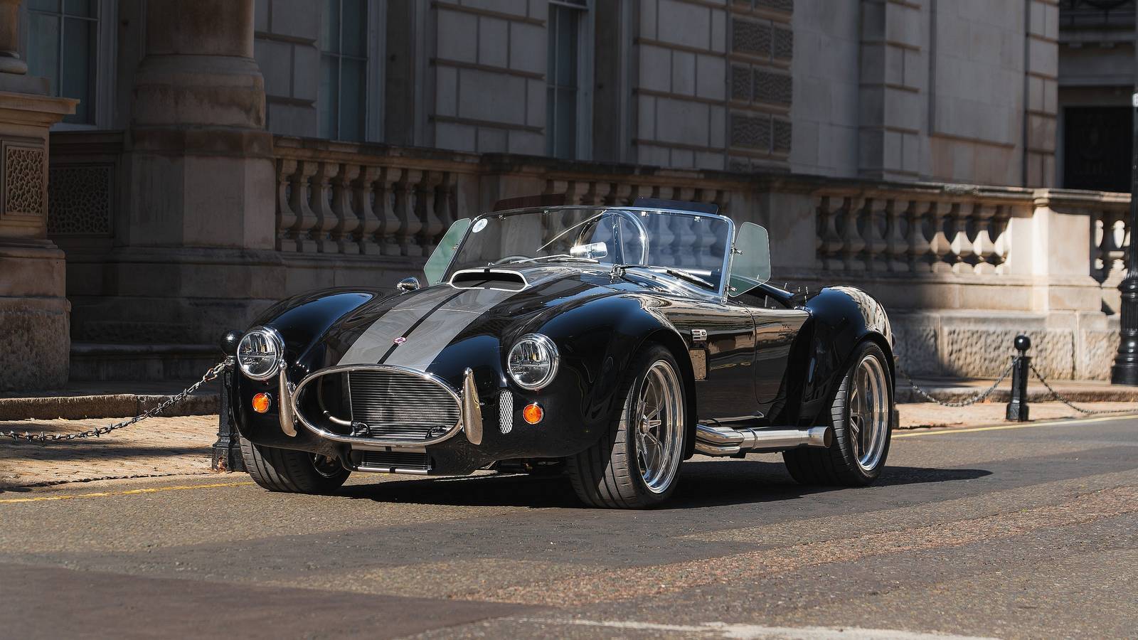 Brand New Shelby Cobra Comes To The UK Before Any Other Market