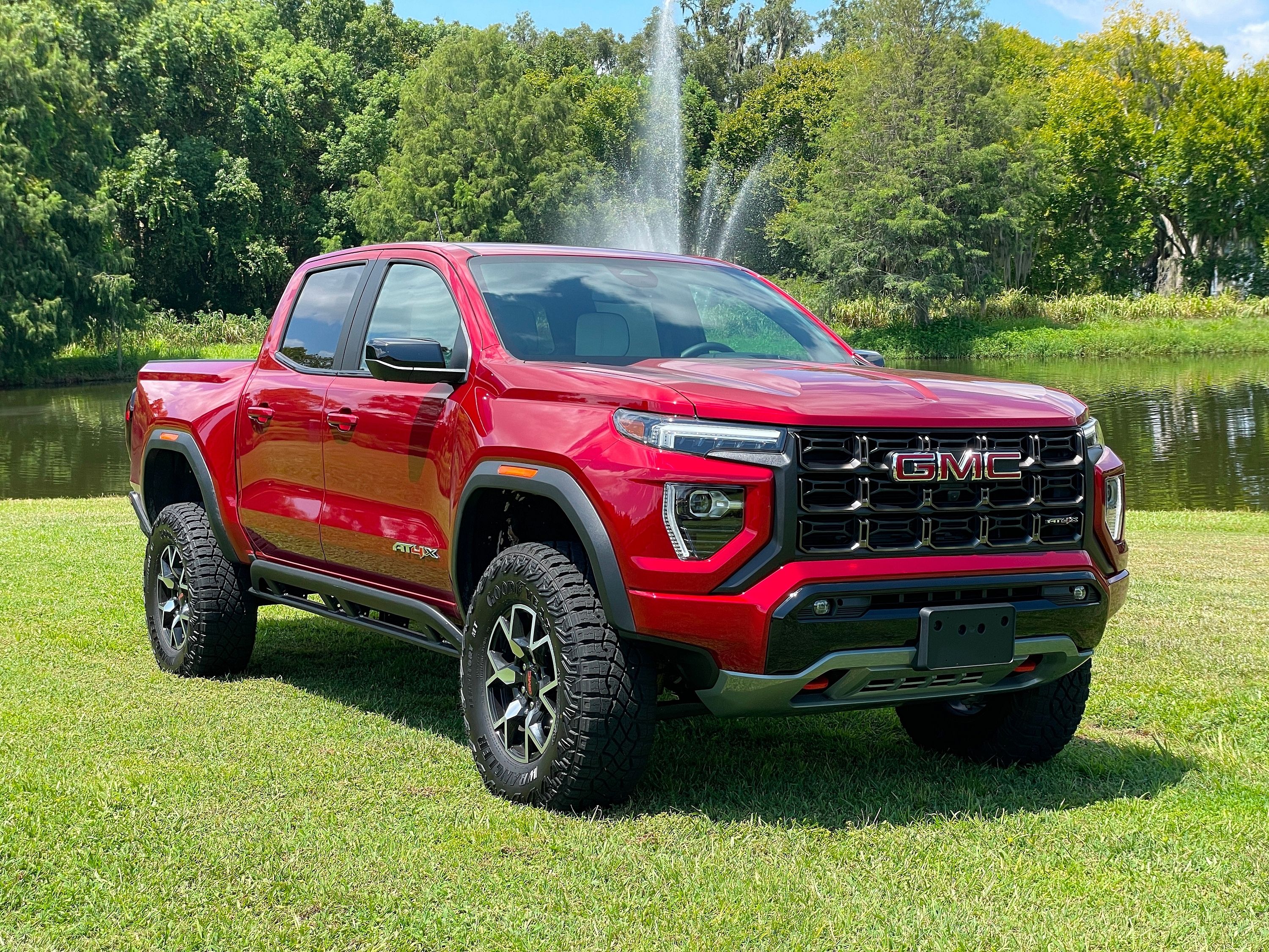 2026 GMC Canyon Pricing, Photos & Specs