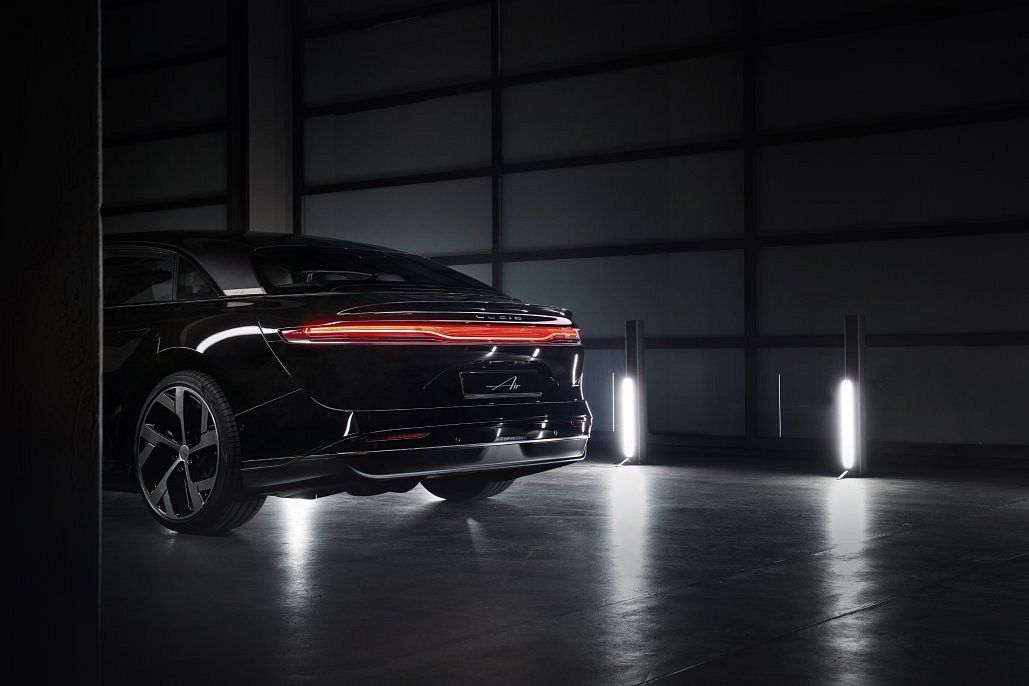 Lucid Air Midnight Dream Edition Reveals Luxury EV's Dark Side
