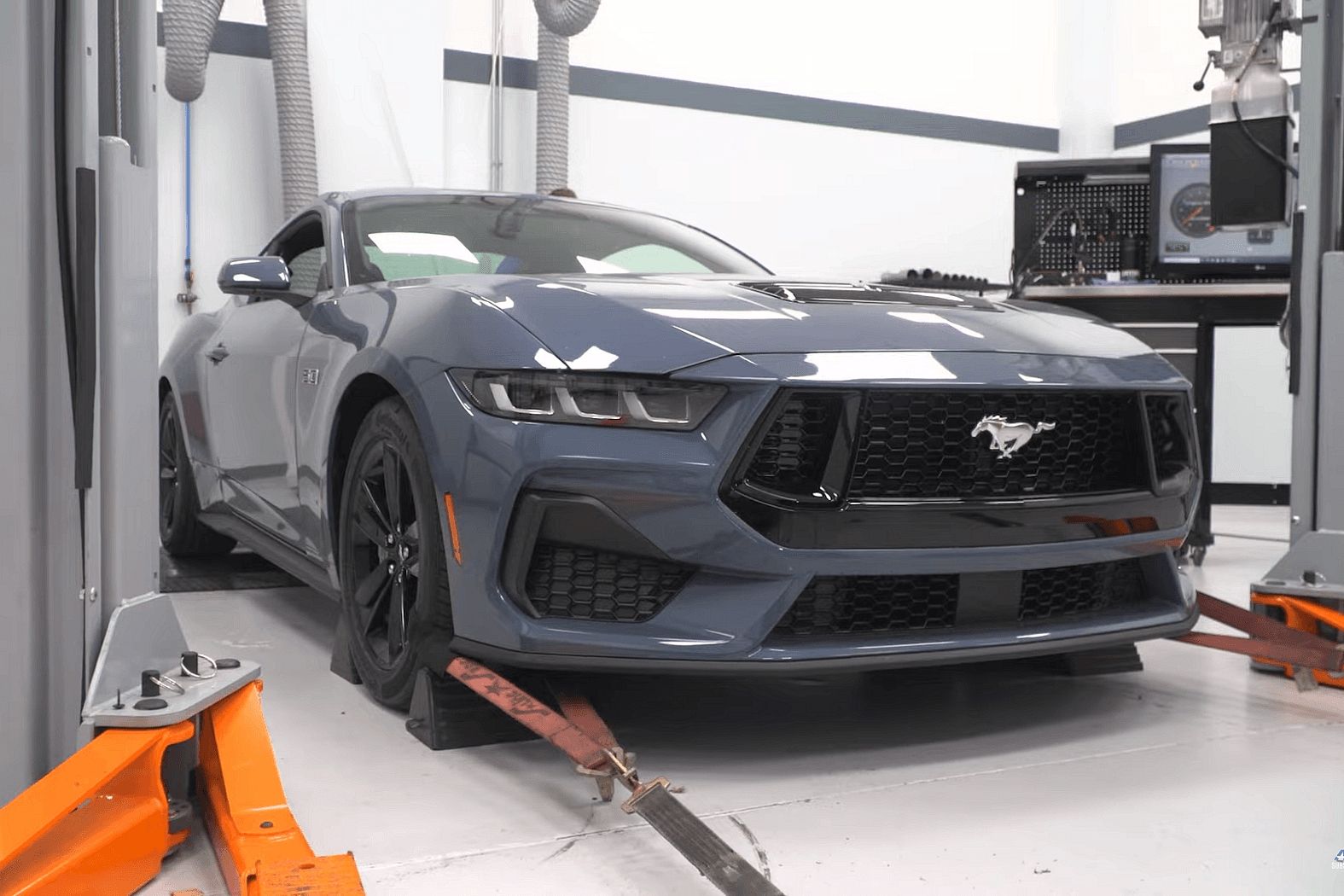 WATCH: All Ford Mustang Coyote V8 Generations Compared On The Dyno