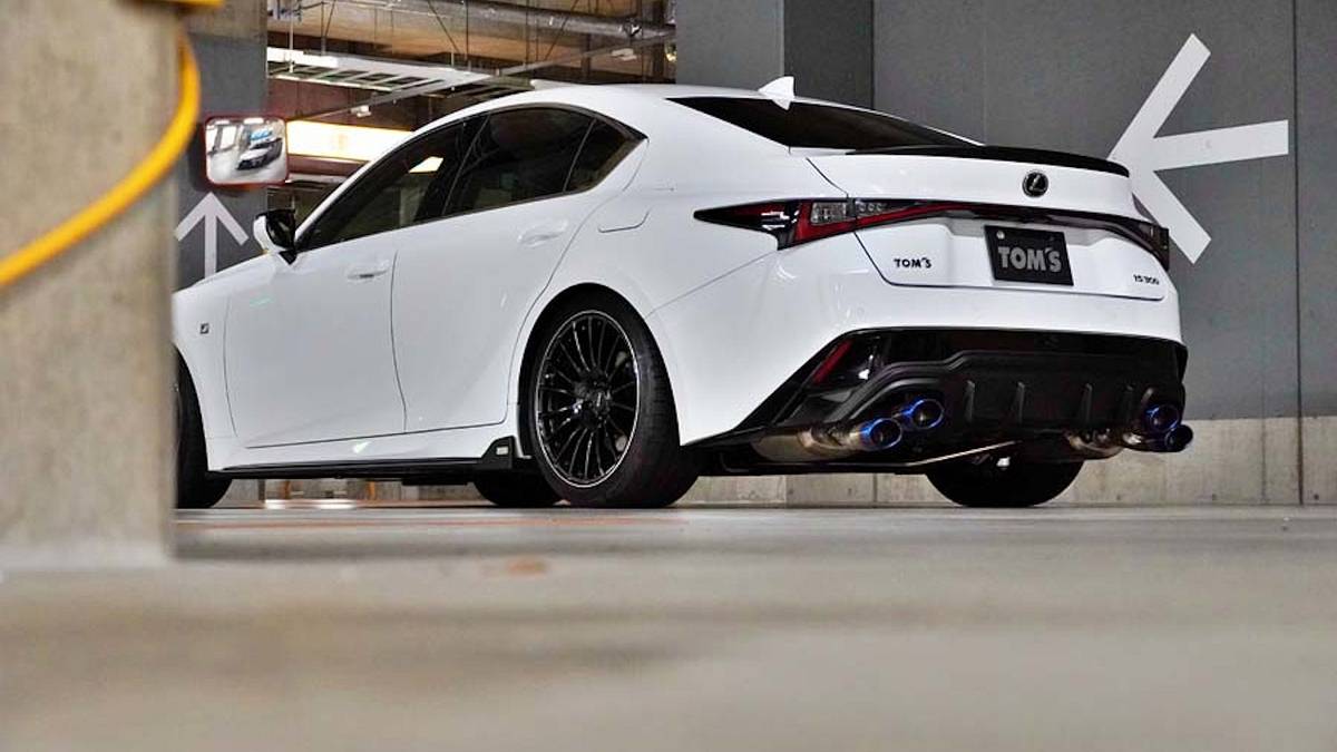 Lexus IS 500 Sounds Mighty With Tom's Exhaust System