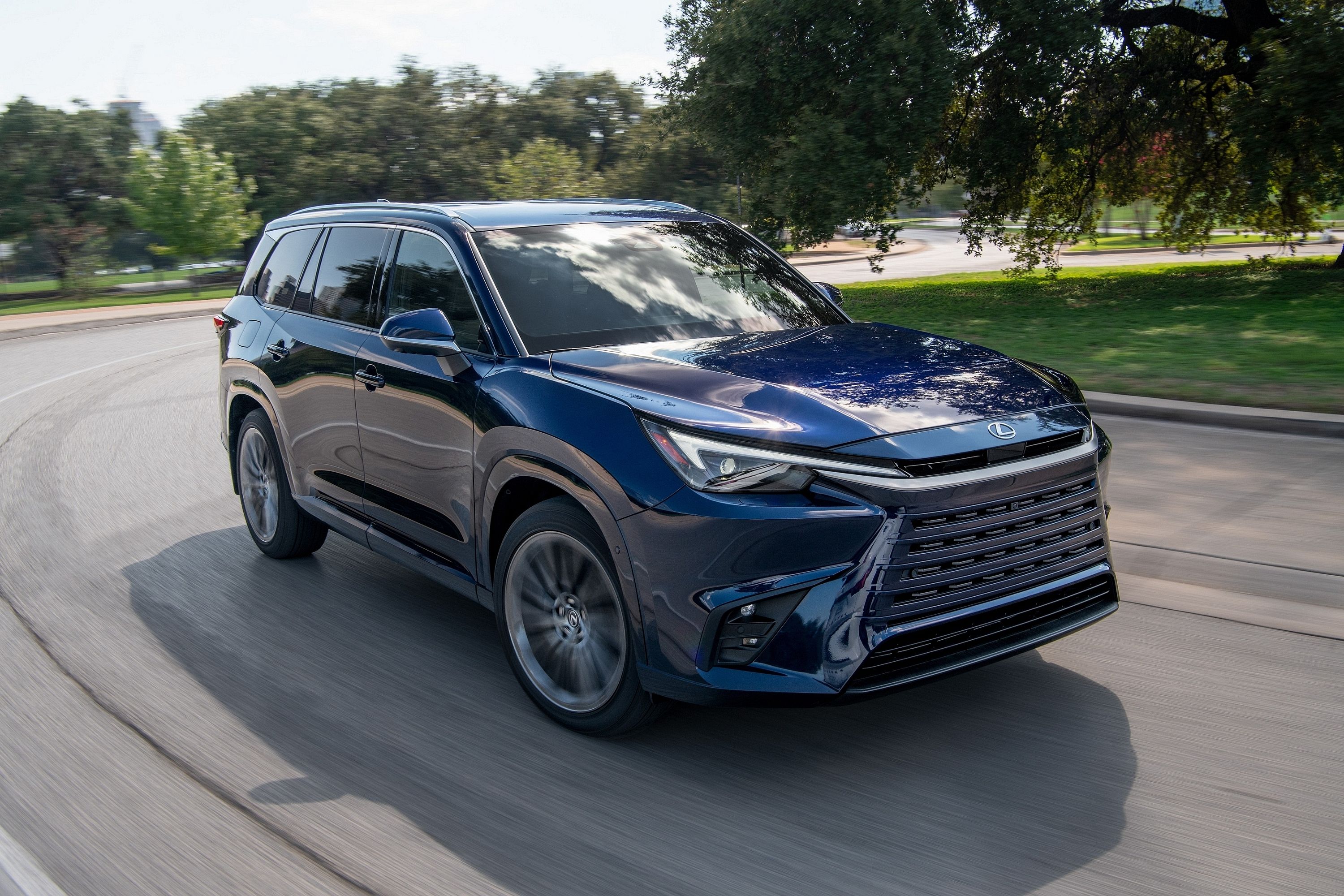 Lexus TX Won't Get Grand Highlander's Cheaper Hybrid Powertrain