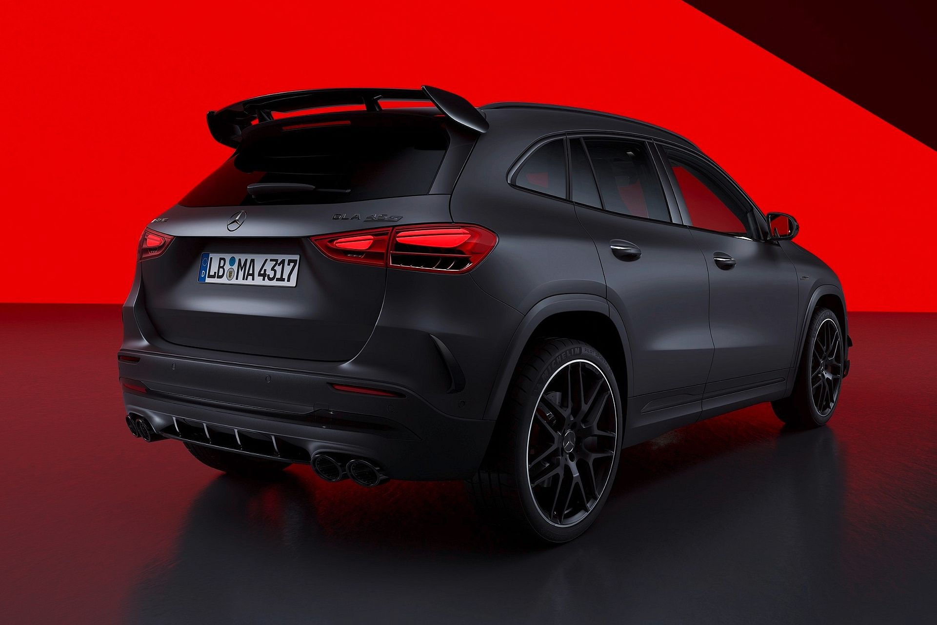 2024 Mercedes-Benz AMG GLA 45 Pricing, Photos & Specs