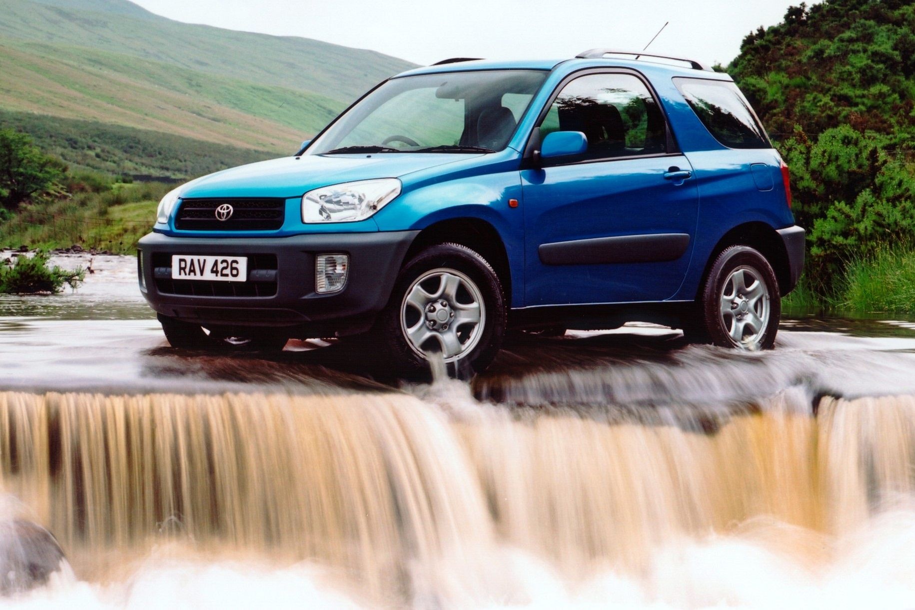 Ranking Every Toyota RAV4 Generation From Worst To Best