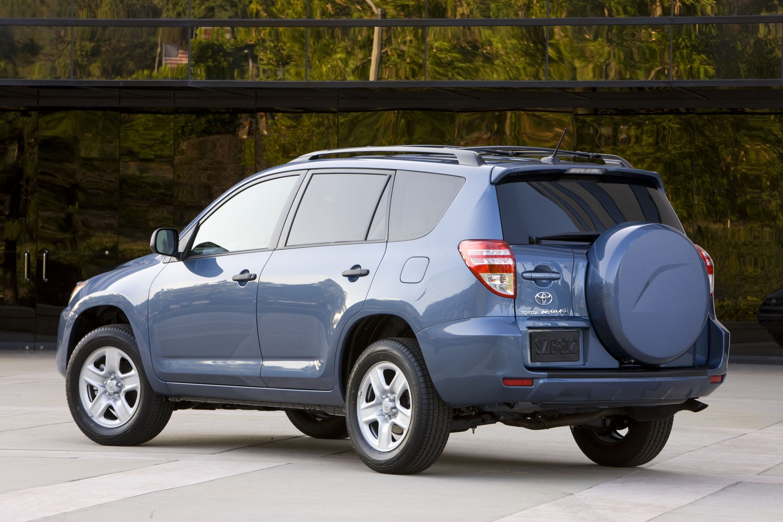 Ranking Every Toyota RAV4 Generation From Worst To Best