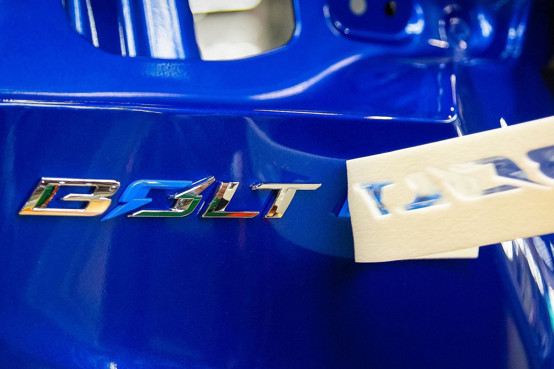GM Shares Second-Gen Chevrolet Bolt Successor Details