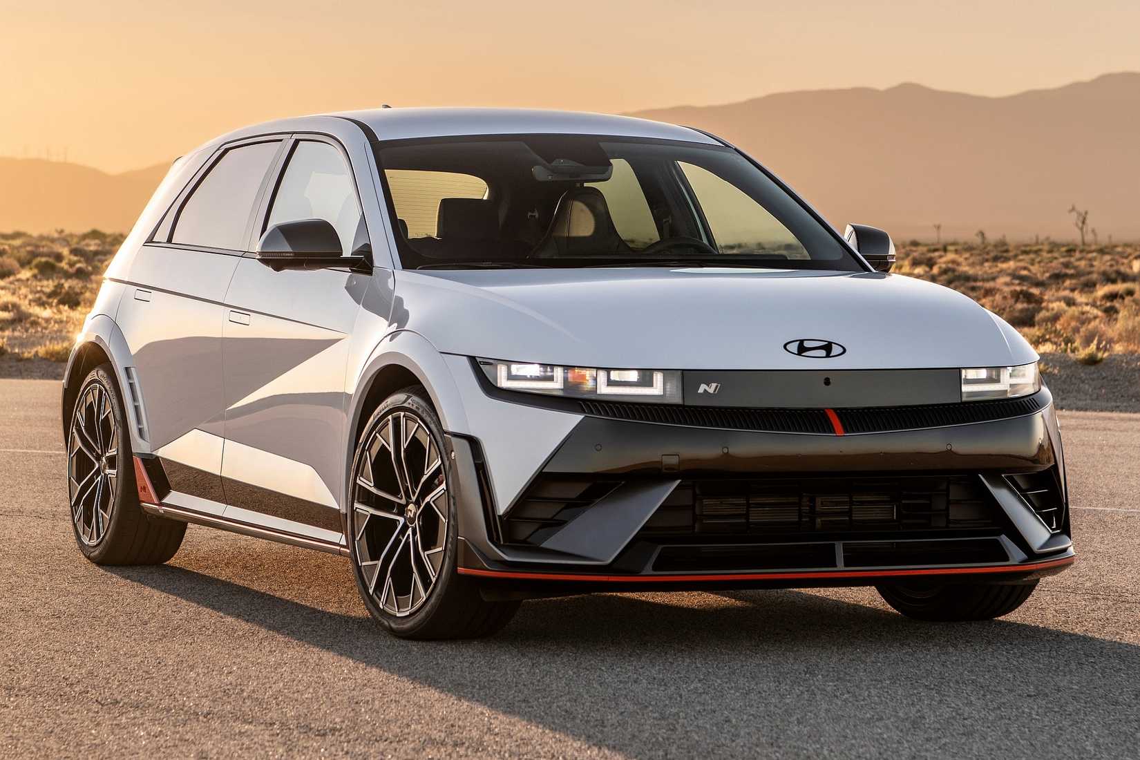 2025 Hyundai IONIQ 5 N Pricing, Photos & Specs