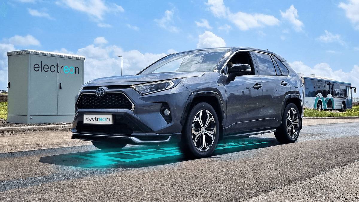 America's First Wireless Charging Road Opens In Detroit