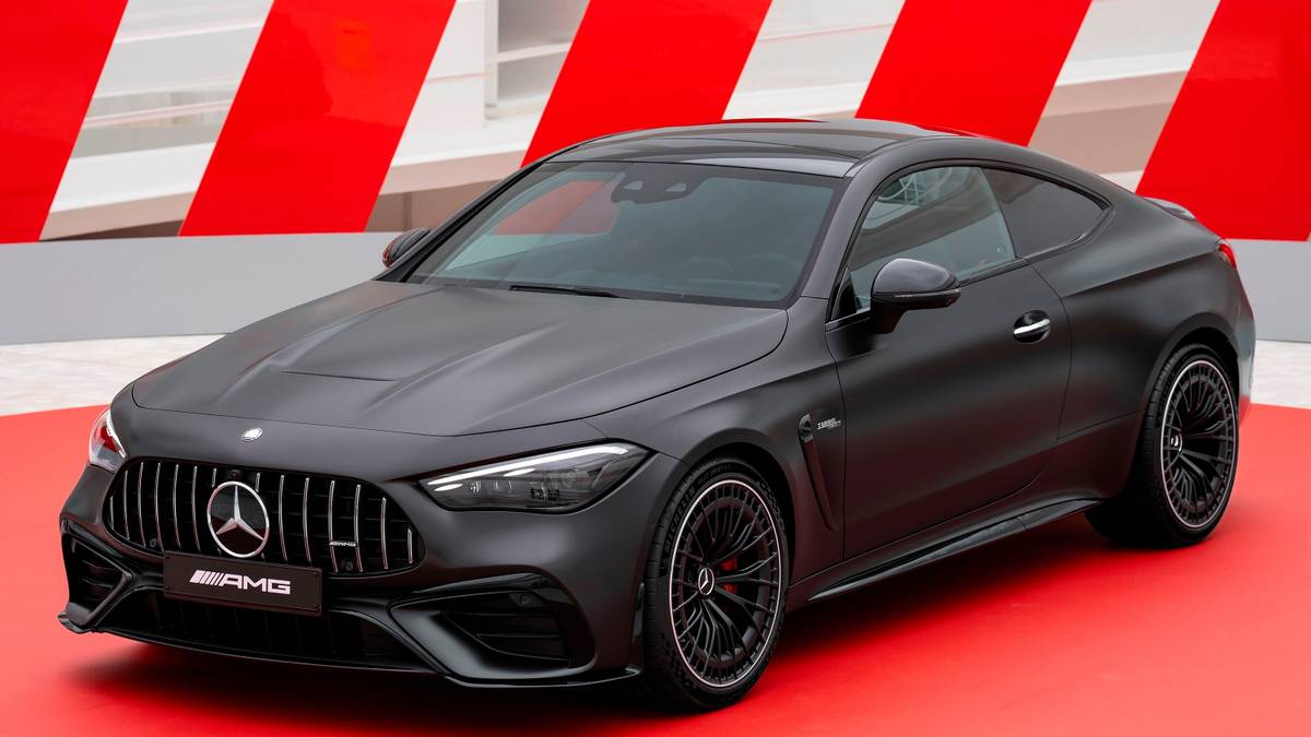 2027 Mercedes-AMG CLE 53 Specs & Trims