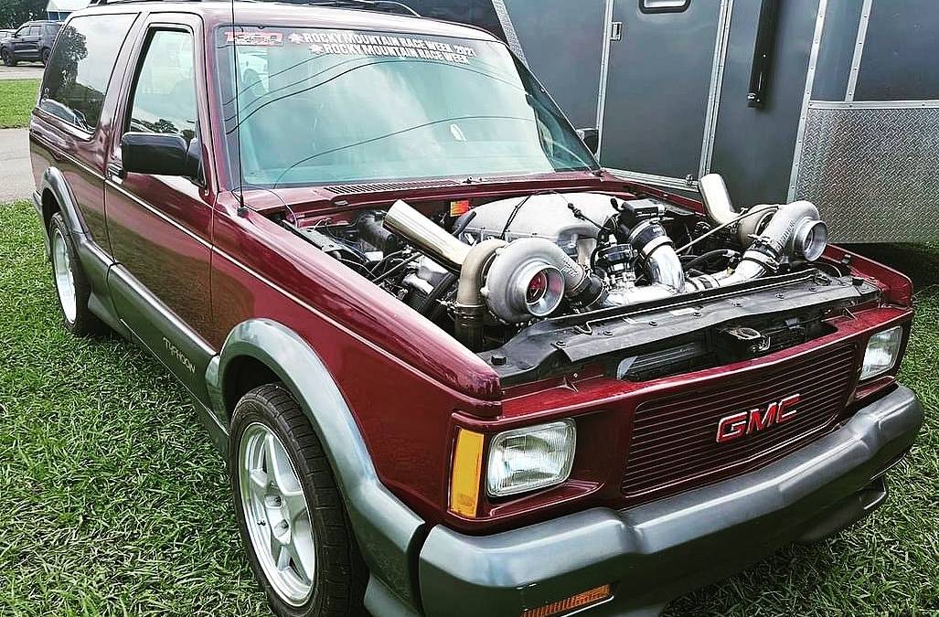 1992 GMC Typhoon Blessed With 1,500-HP LS V8