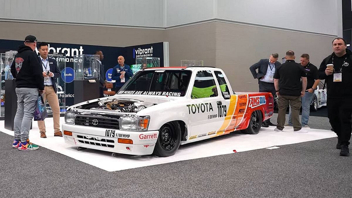 Toyota Hilux Land Speed Truck Hides A Monster 1,300-HP 2JZ Powerhouse