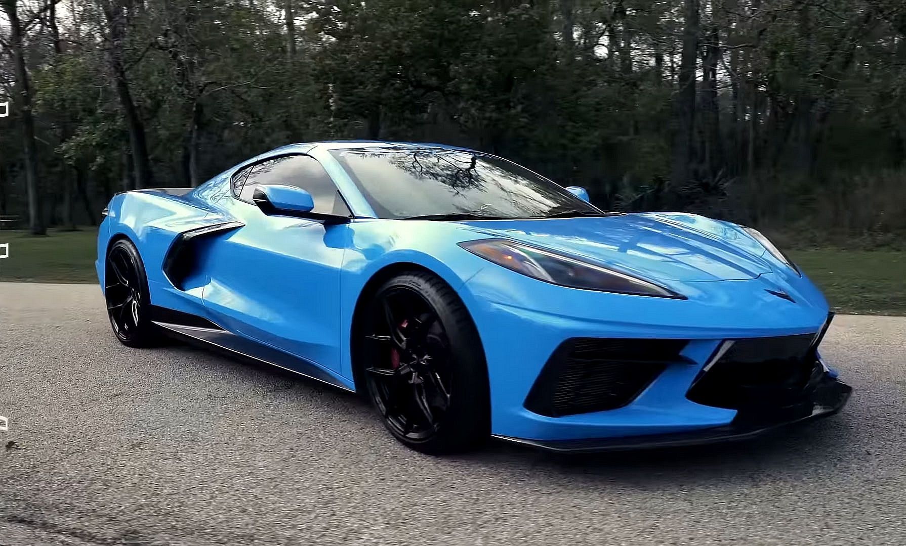 Supercharged C8 Chevrolet Corvette Soars Past 1,000 HP