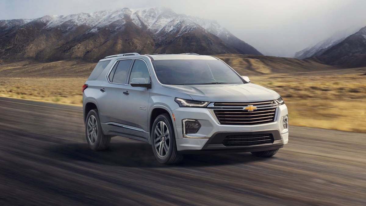 Chevrolet Traverse Limited: Review, Pricing, Photos, and Specs