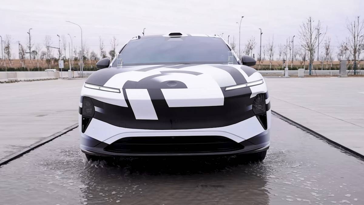 Watch: Nio ET9's SkyRide Drive-By-Wire Chassis Looks Smoother Than Silk