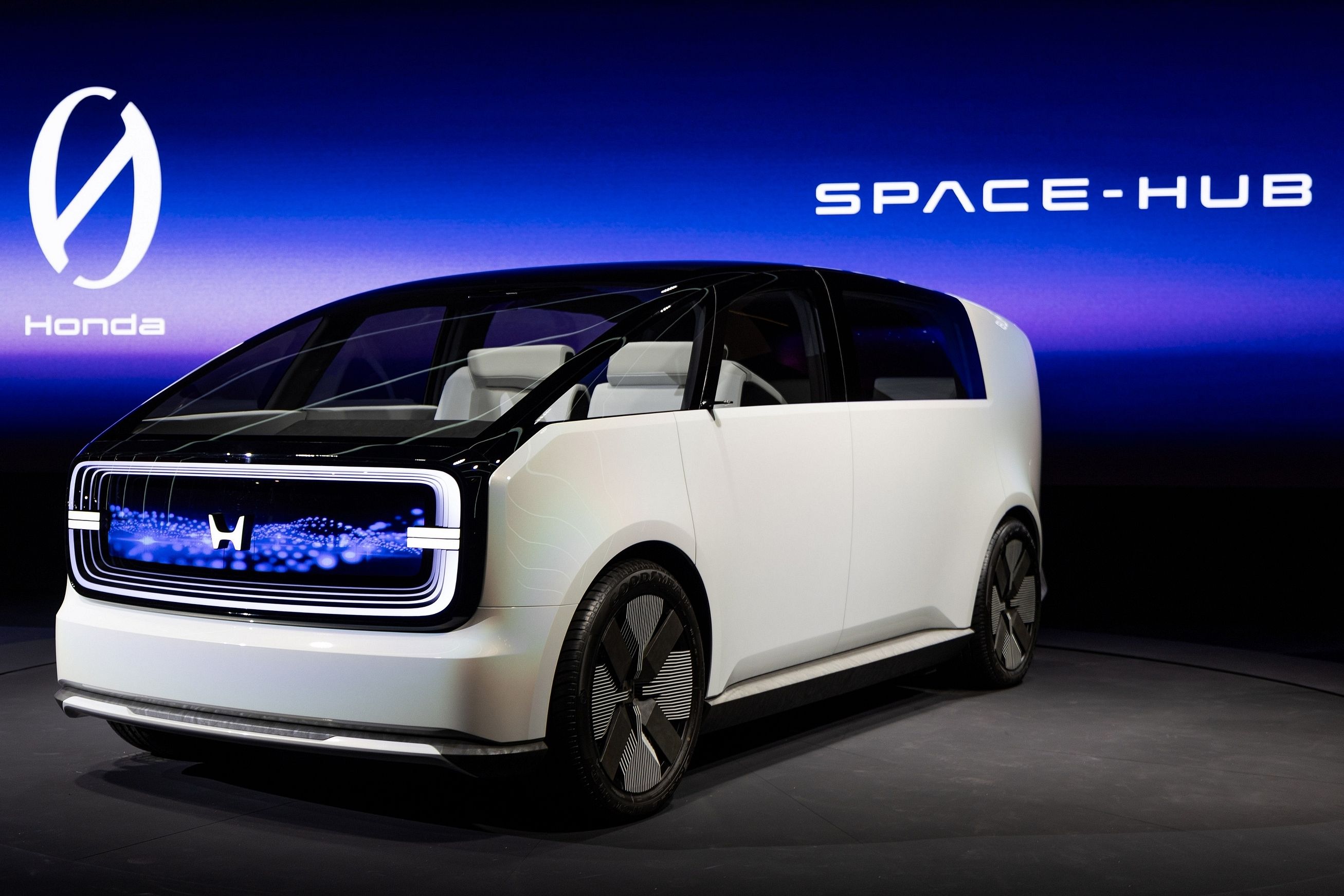 Honda Redesigns 'H Mark' Logo For The First Time Since 1981