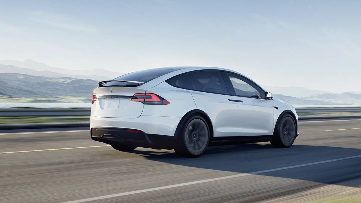 2023 Tesla Model X Price Trends