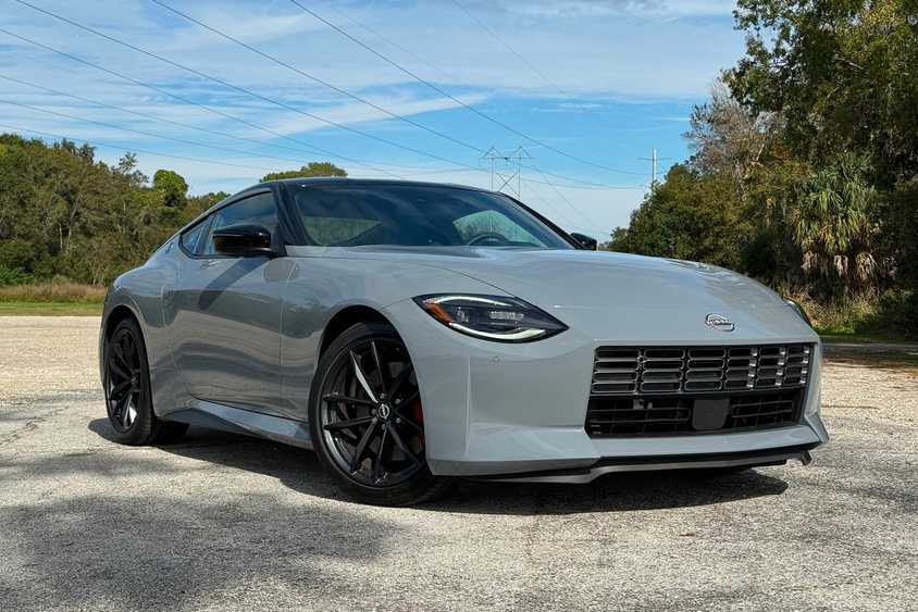 Nissan 350Z Vs. 370Z: What's The Difference?