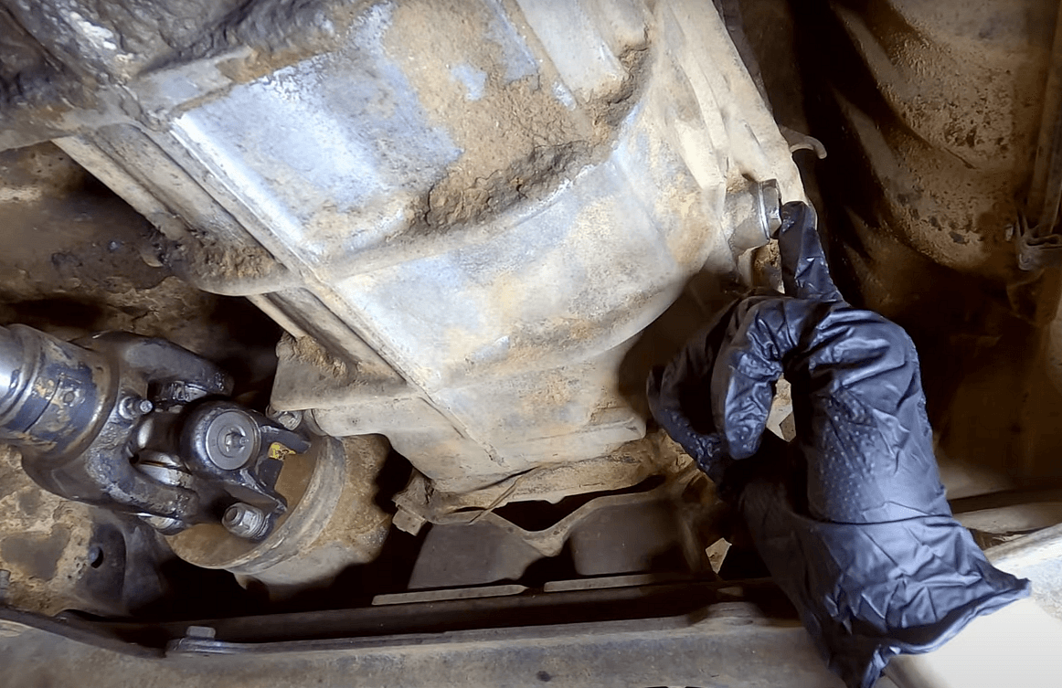 How To Check Your Transmission Fluid: 4 Easy Steps